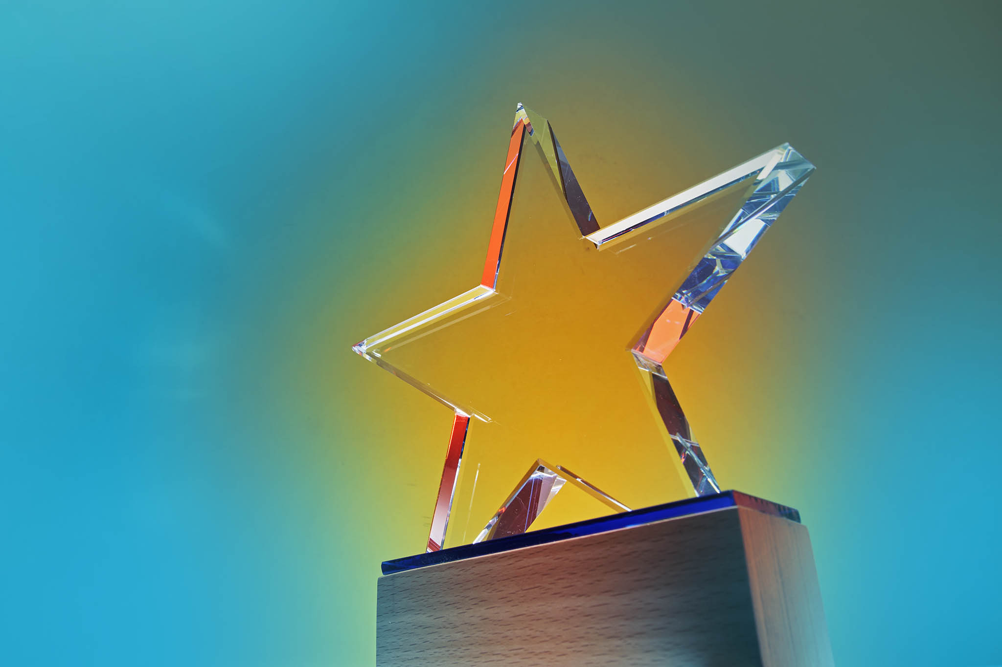 B4B awards Steve for the Above and Beyond Award (UK)! - B4B Payments